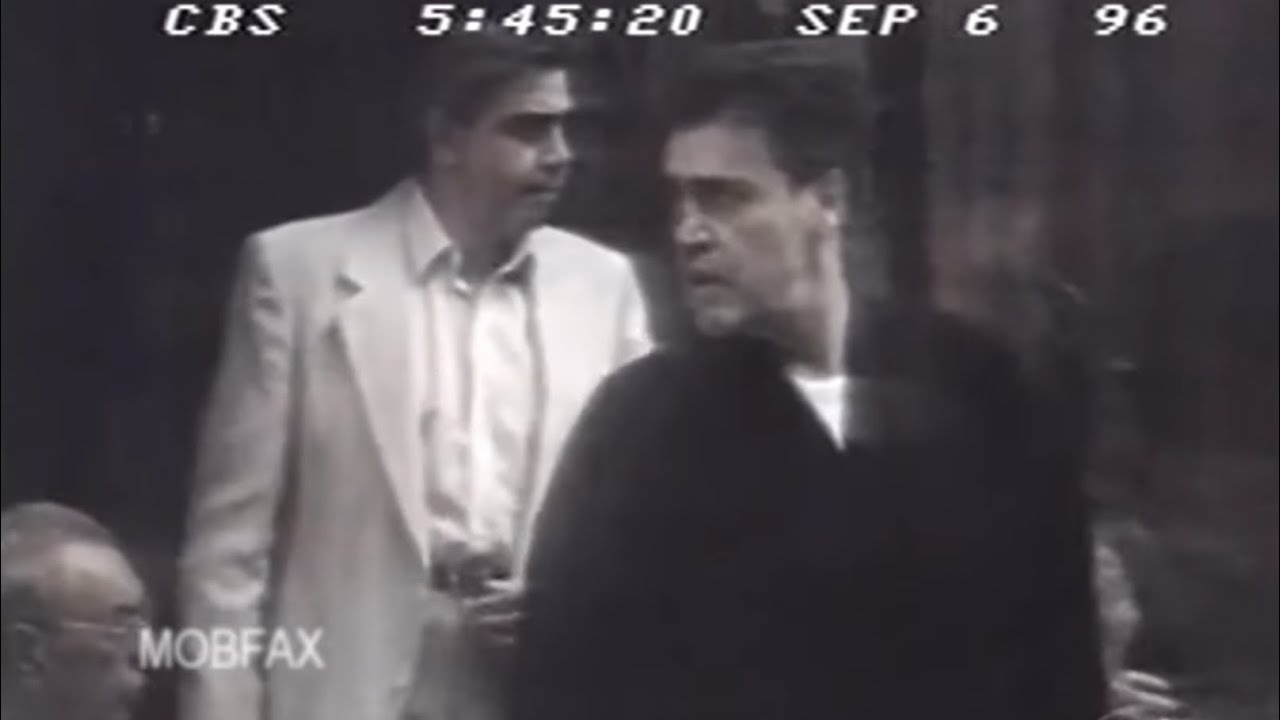 Judge Finds Genovese Boss Vincent ‘Chin’ Gigante Fit for Trial (1996 ...