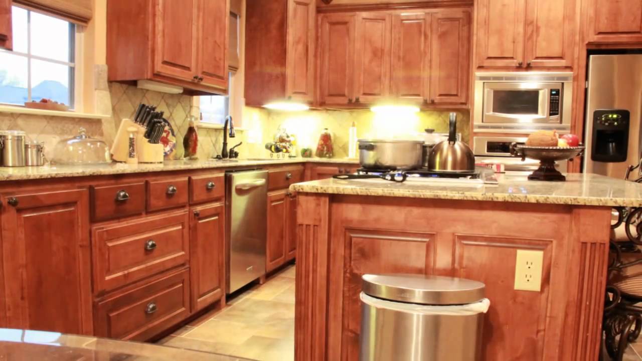 The Kitchen Dance (time-lapse) - YouTube