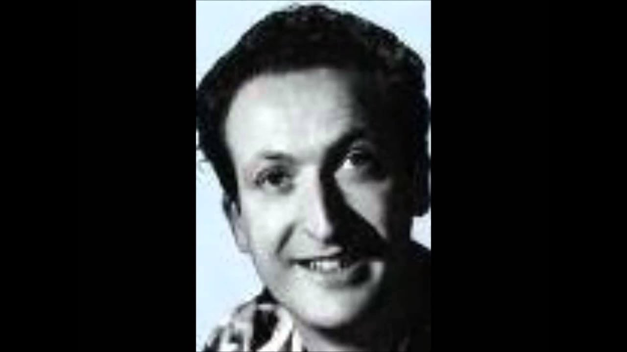 Ronnie Harris - Don't Go To Strangers - YouTube