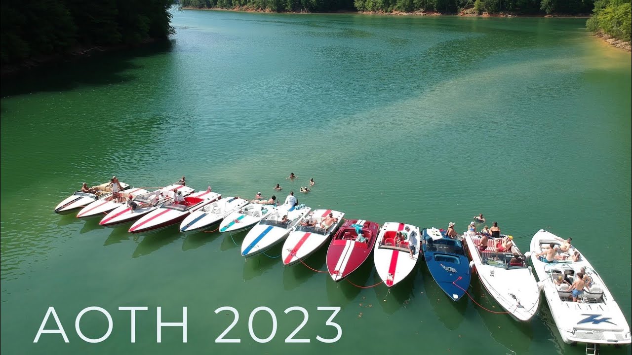 13 Boat Raft Off!! DONZI - YouTube