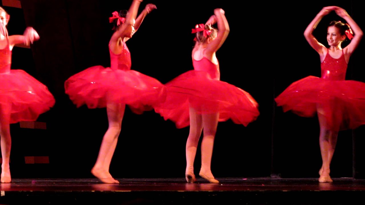 Brooke Ballet- Olivia the Pig- Top Hat Recital 2011 /2 - YouTube