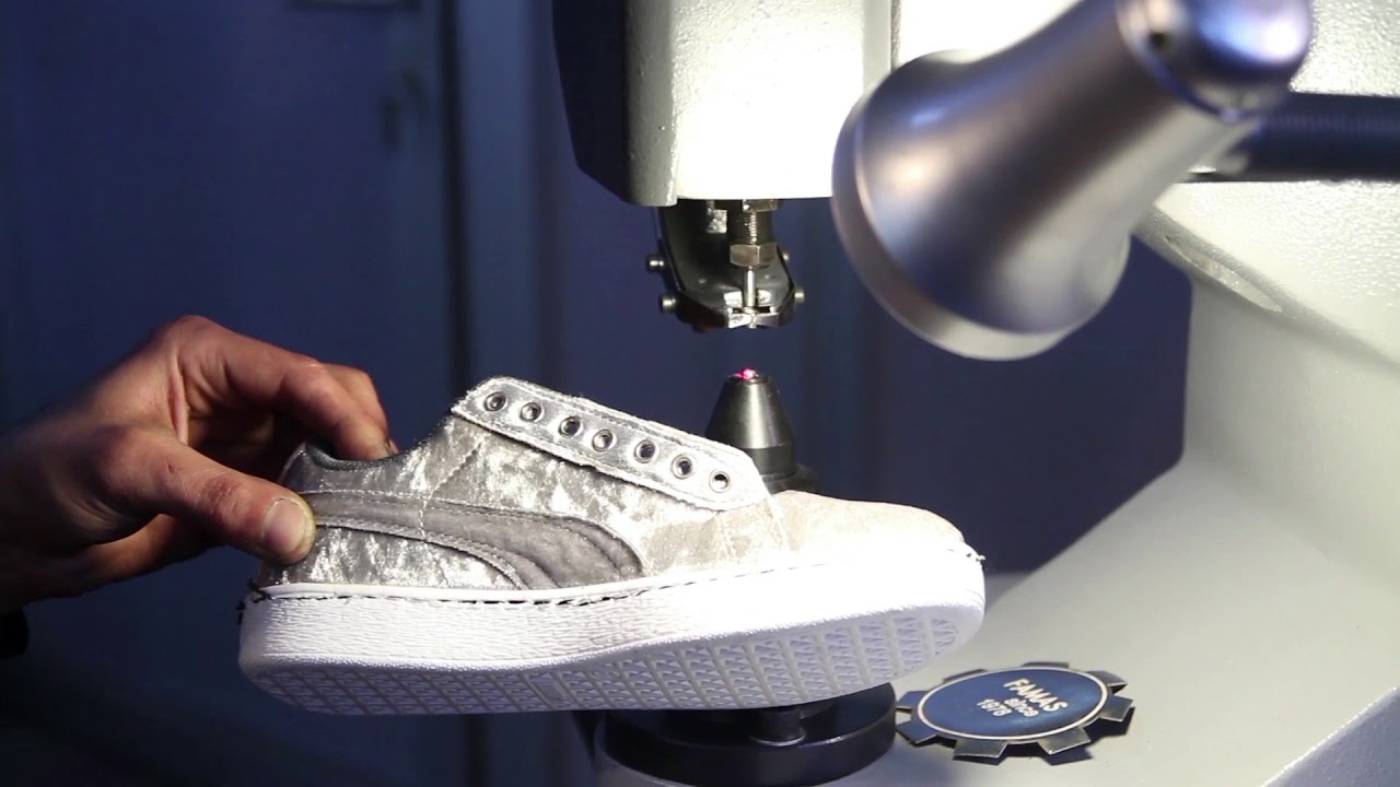 FA 250 AUTOMATIC EYELET SETTING MACHINE - YouTube