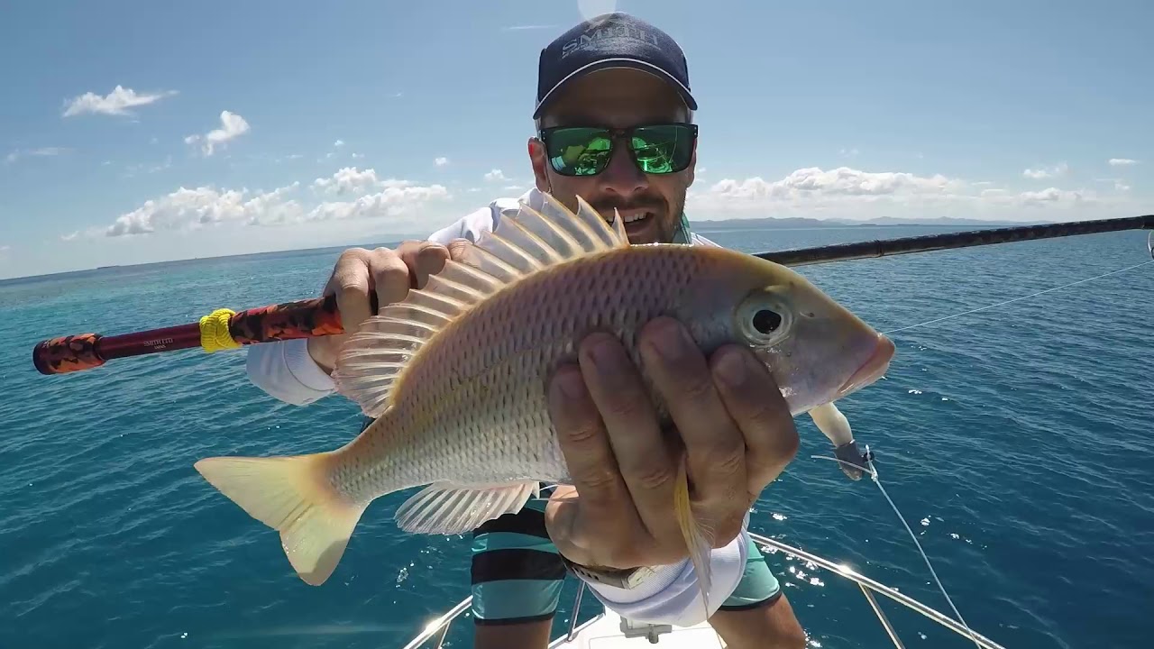 Spin fishing - New Caledonia lagoon - Paco Fishing n°14 - YouTube