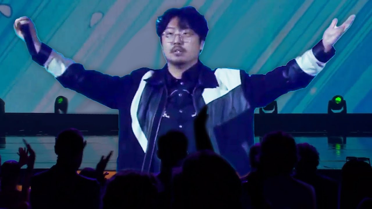 Performing in front of 580k people at the Streamer Awards - YouTube