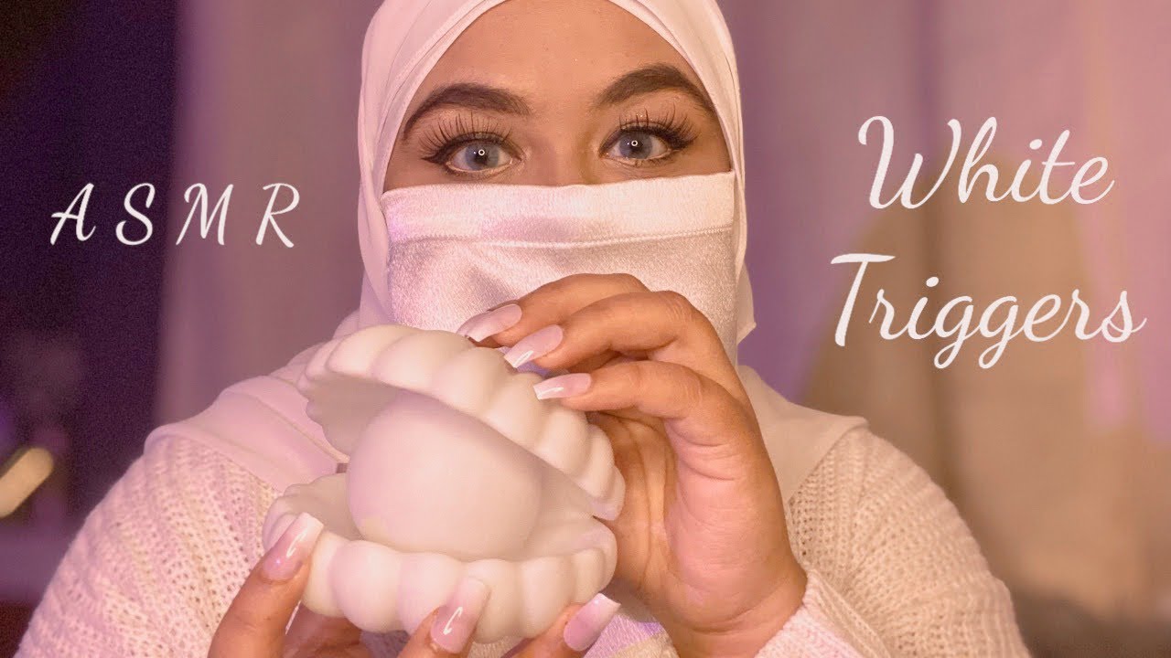 ASMR - White Colour Triggers 🤍 / Crispy sounds /Scratching/ Tapping ...