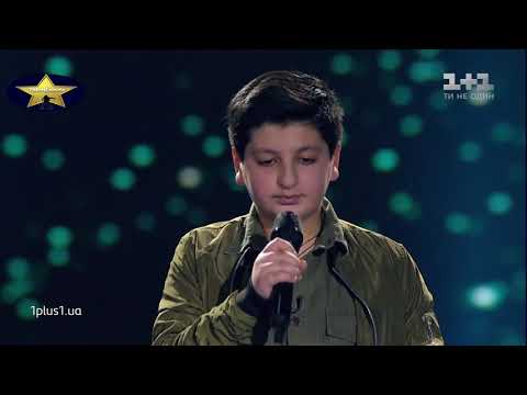 Garoto Russo surpreende com sua voz - All by Myself LEGENDADO