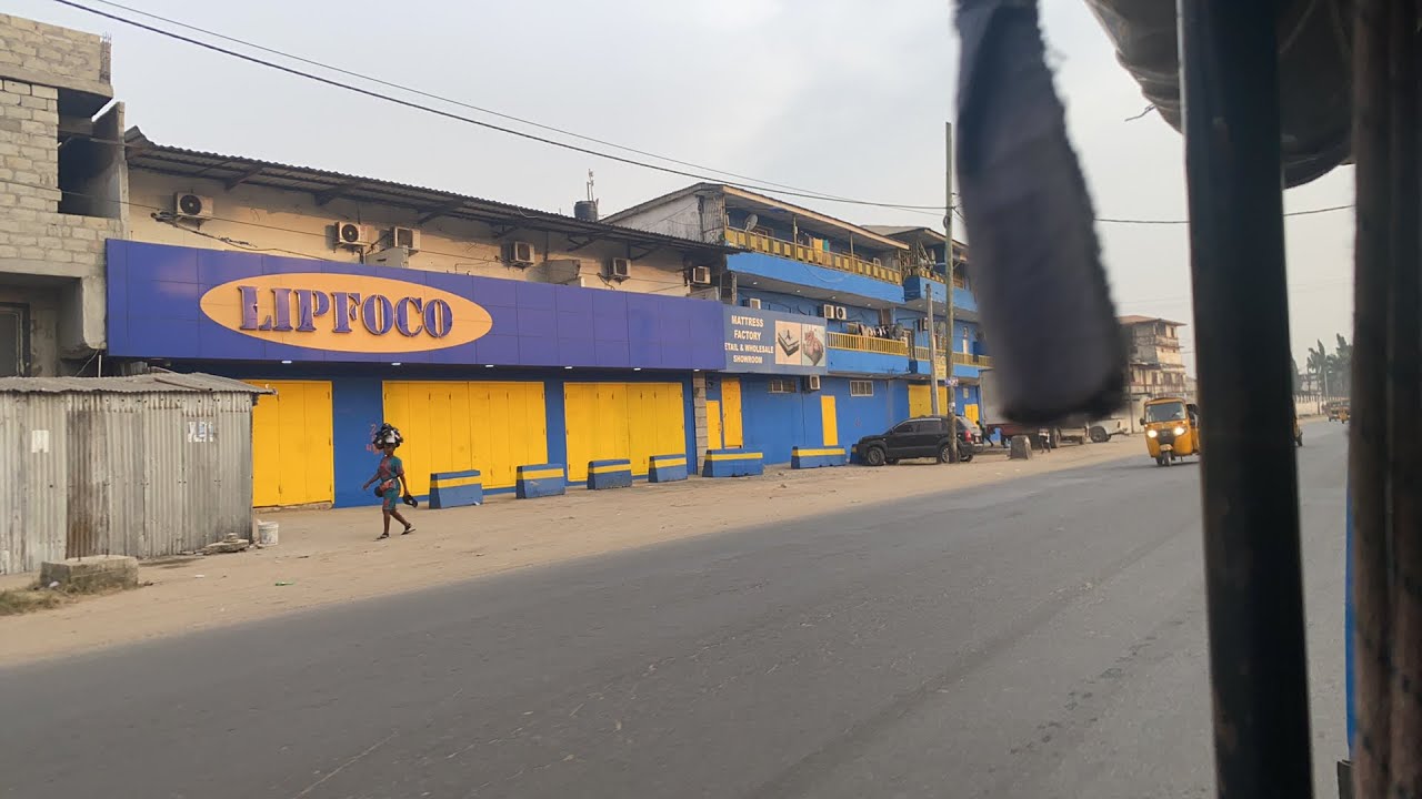 Evening drive in Liberia Freeport road area - YouTube