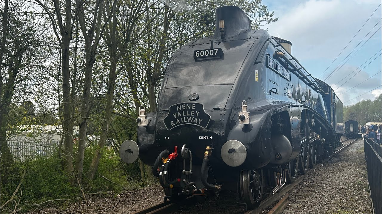 Nene Valley Railway Peterborough Sir Nigel Gresley 60007 - YouTube