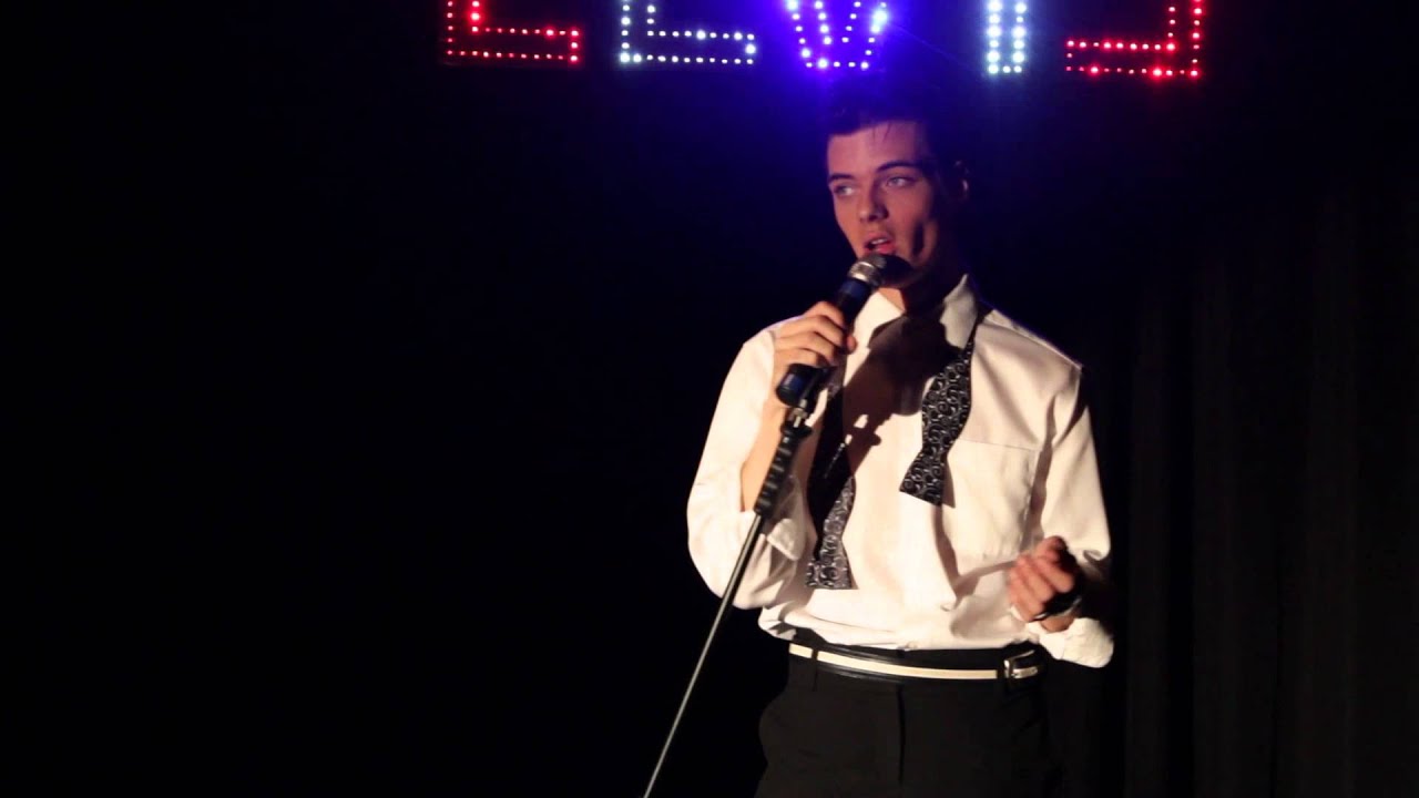 Alex Swindle sings 'Young And Beautiful' Sheffield Remembers 2014 - YouTube