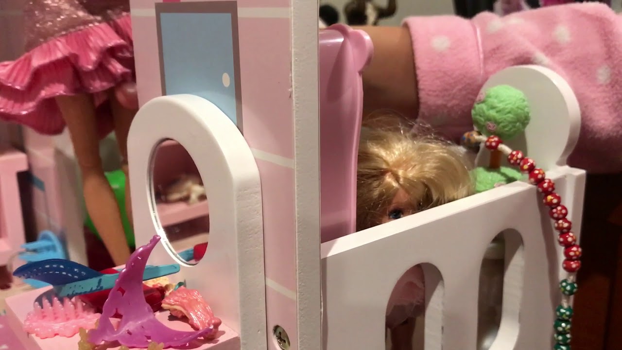 Barbie - hide and seek! - YouTube
