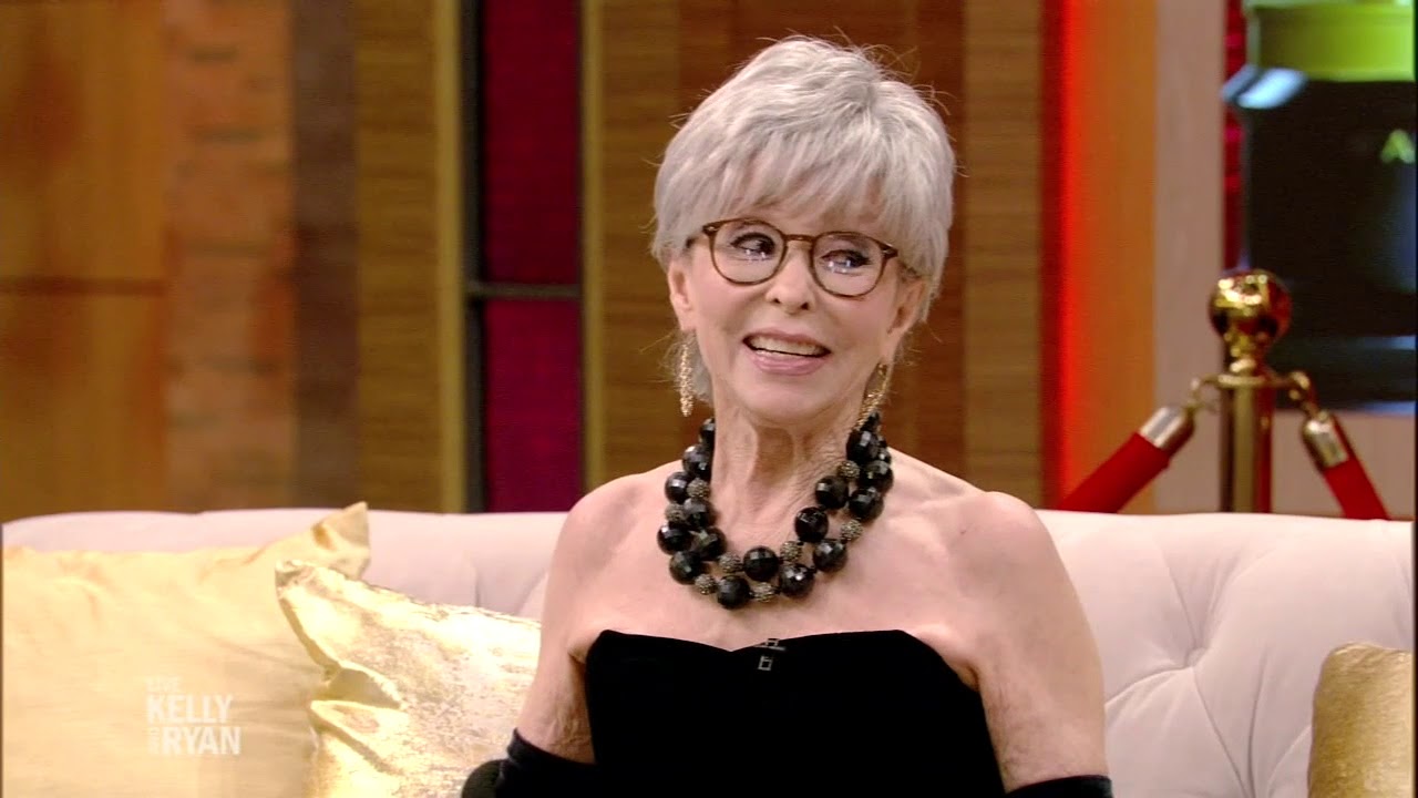 Rita Moreno's Memorable Moment with Joan Crawford at the Oscars - YouTube