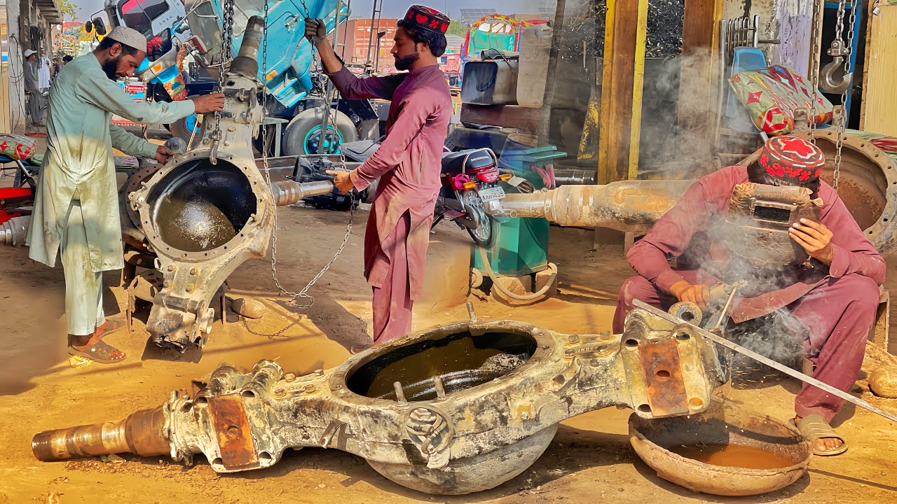 Amazing Repairing Process Of Truck Broken Spindle | Step By Step ...