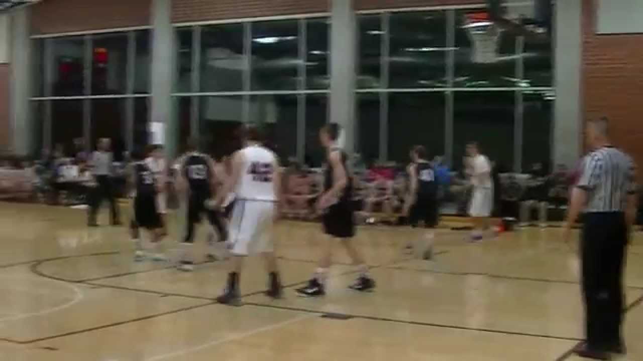 Niko balling (1st qtr Yelm vs Union) - YouTube