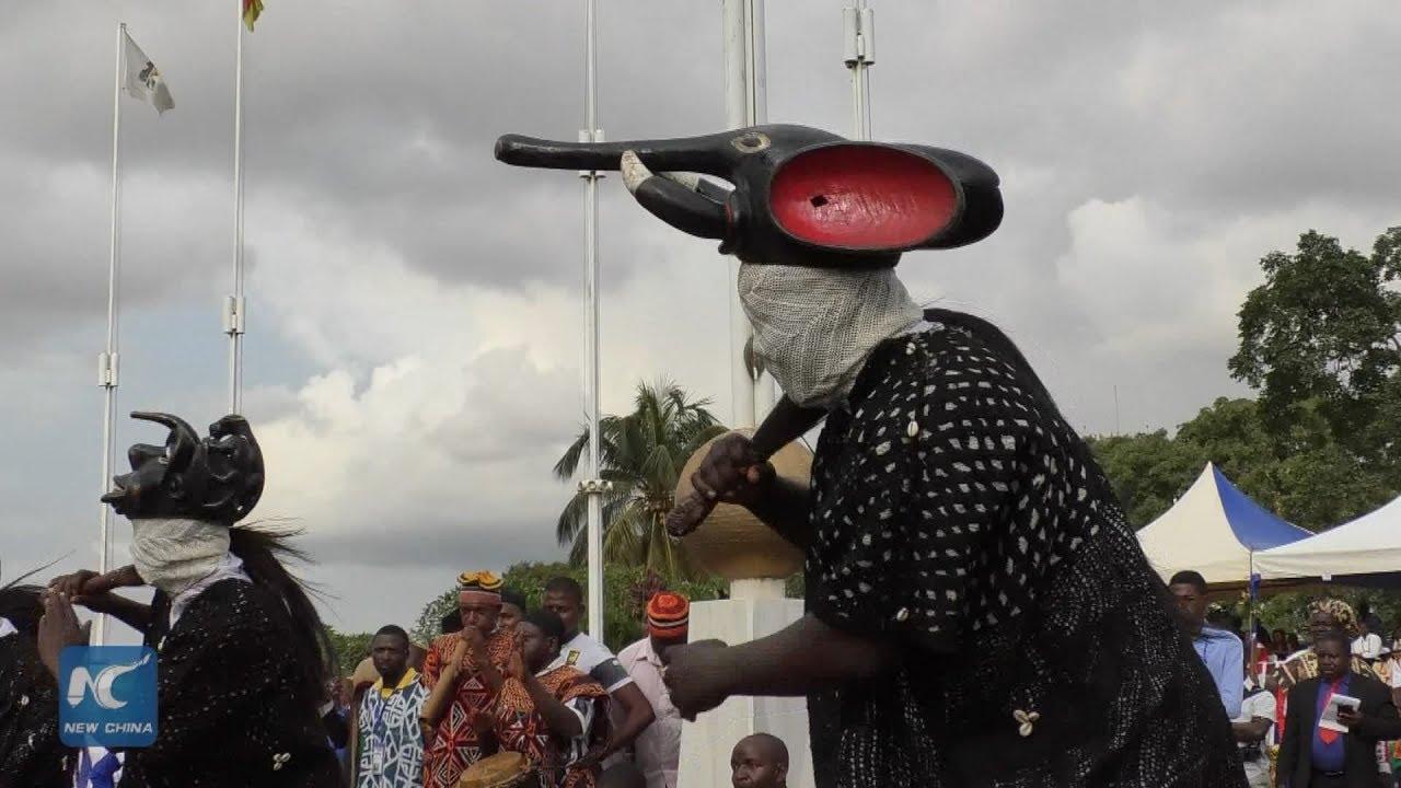 Rhythm of Africa! Unique traditional dance in Cameroon - YouTube