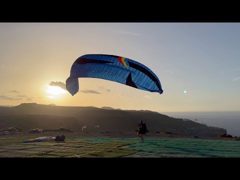 Flow Freedom 2 - Playing around with my new Paraglider - YouTube