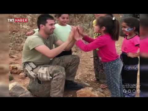 Çocukların yüzünü Mehmetçik güldürdü