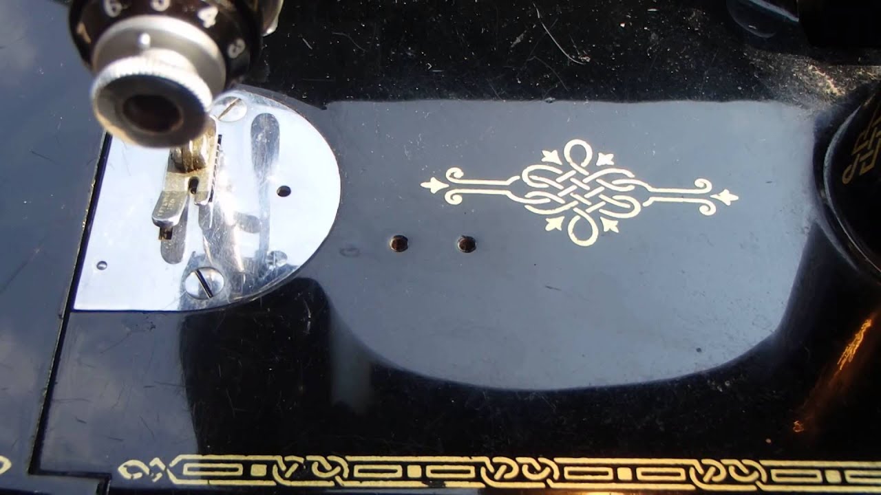 singer 221-1 sewing machine - YouTube