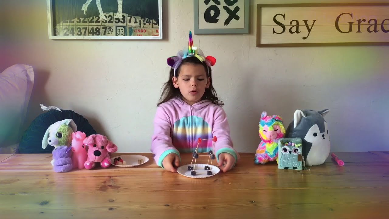 How to Make a Gumdrop House - YouTube