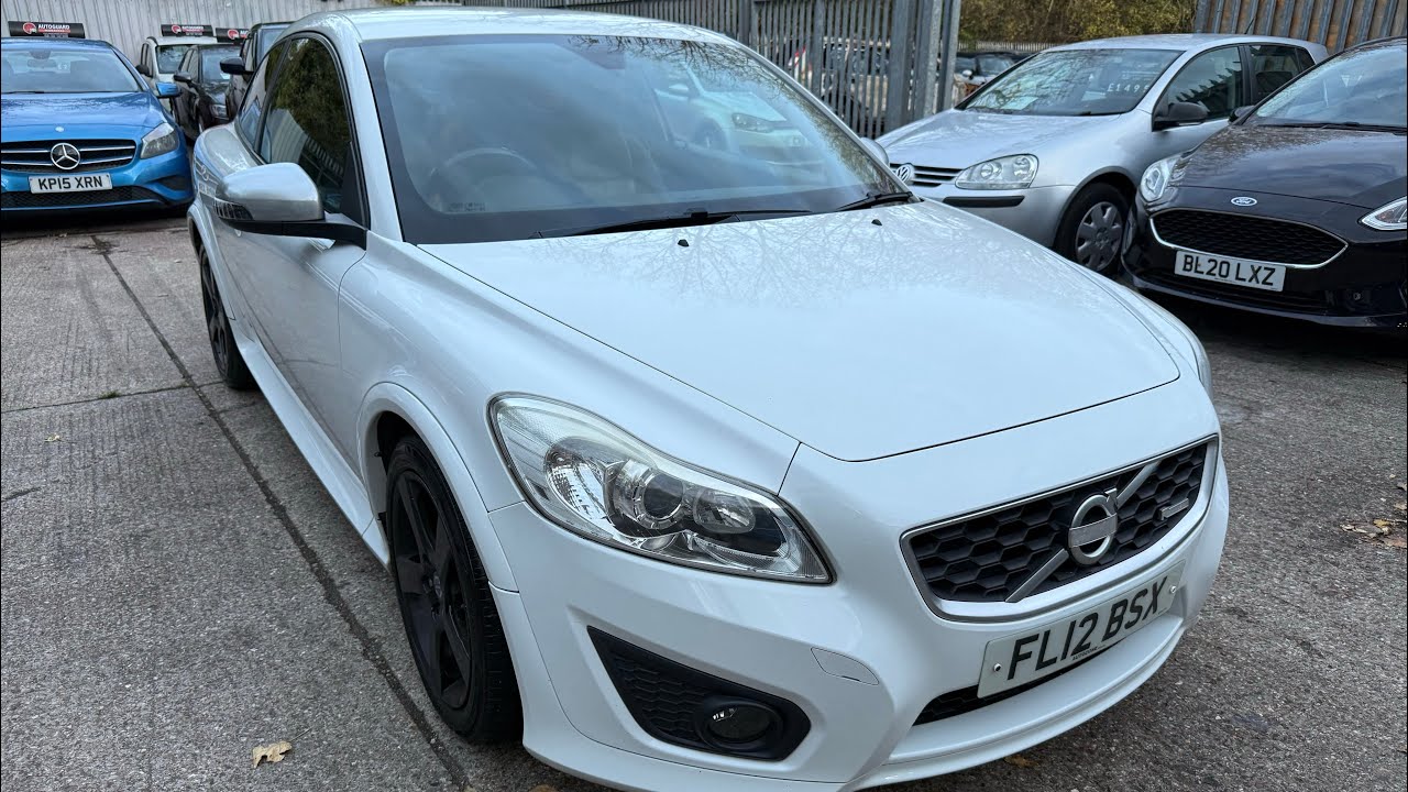 Volvo C30 2.0 R-Design Sports Coupe 3dr Petrol Manual Euro 5 (145 ps ...