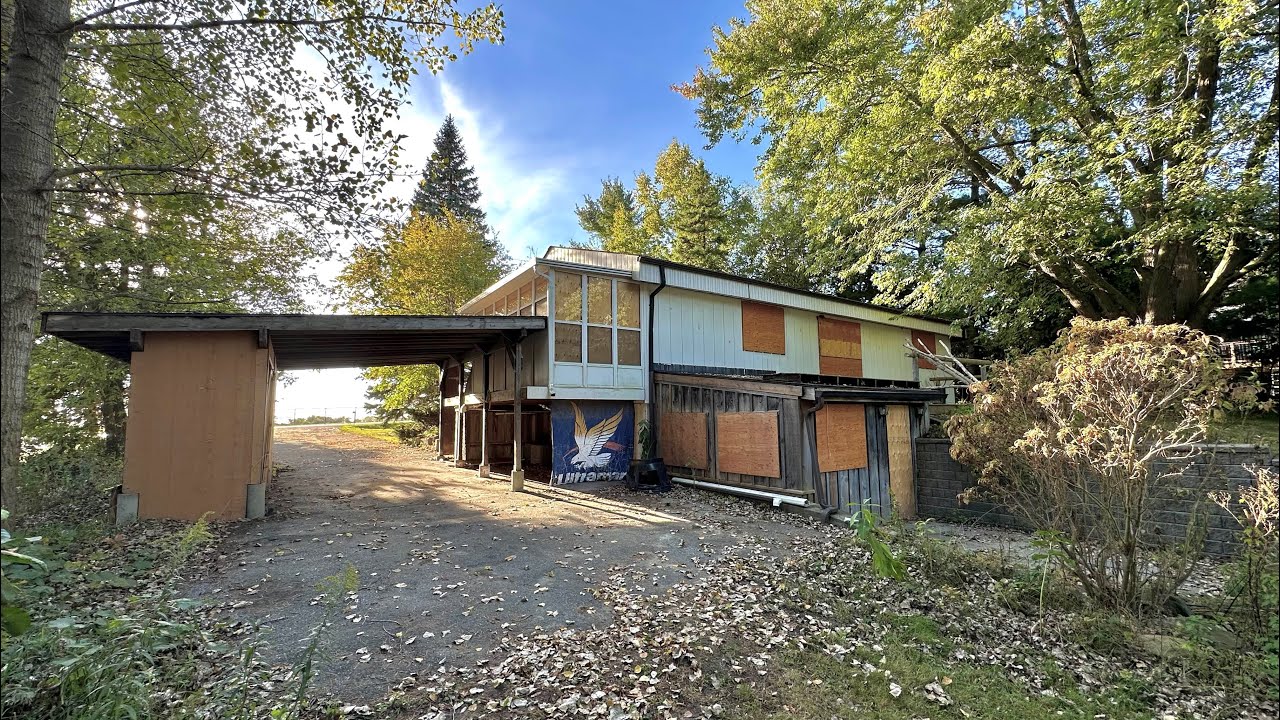 Murderer’s Creepy ABANDONED 1960’s Crime Scene Cabin Hidden In The ...