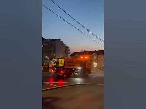 Поливальная машина - YouTube