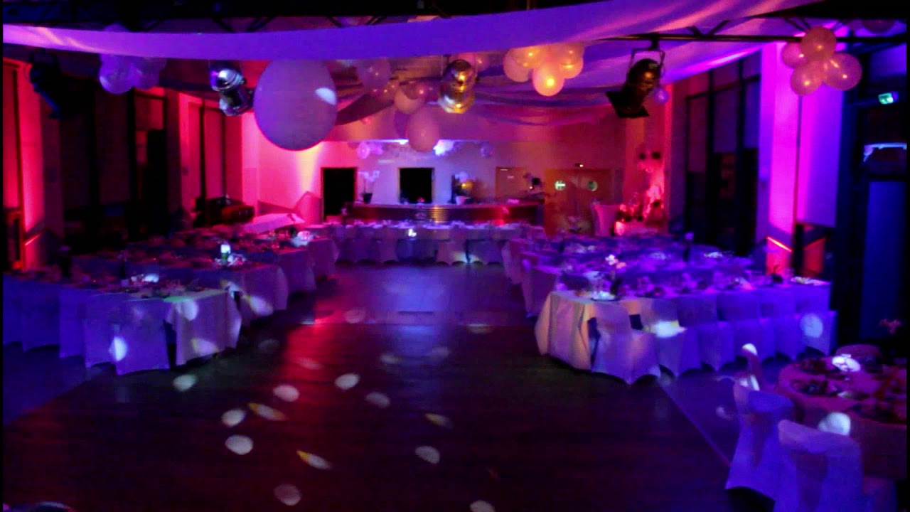 Démonstartion des machines à gobos (martin wizard extreme ) par ...