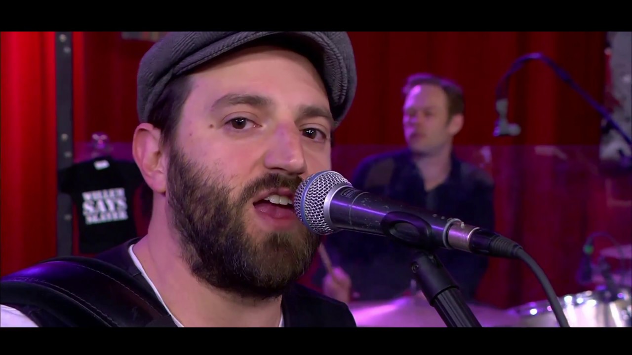 Daniel Kahn & the painted bird yn Noardewyn Live #omropfryslan - YouTube