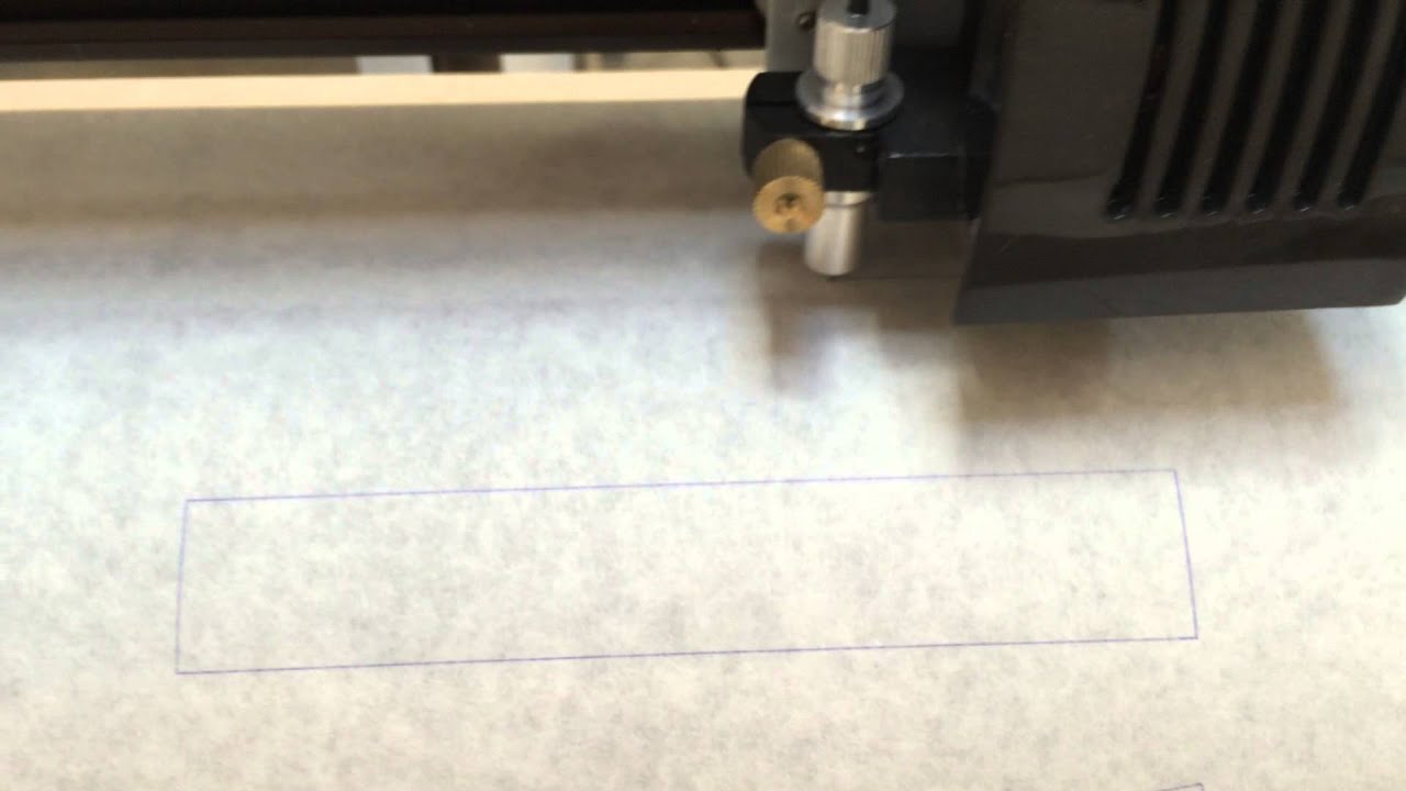Sign Warehouse R31 cutter/plotter acting up - YouTube
