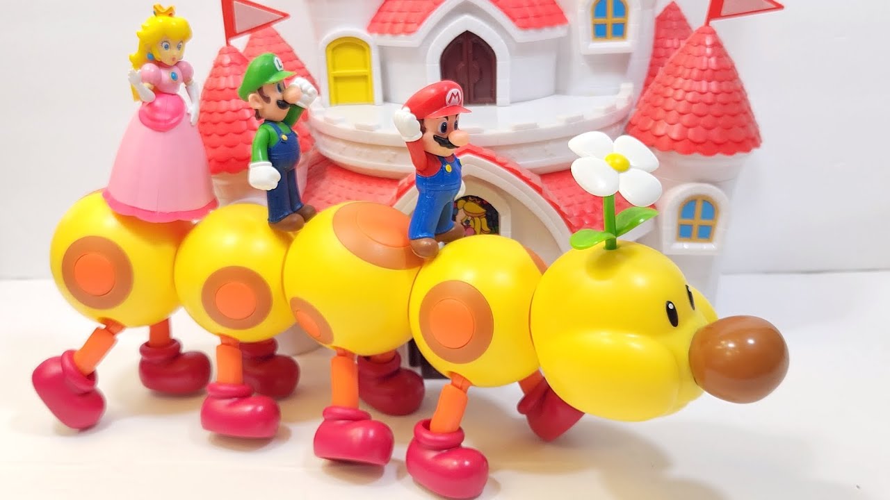 Super Mario Jakks Wiggler Figure Set Review - YouTube
