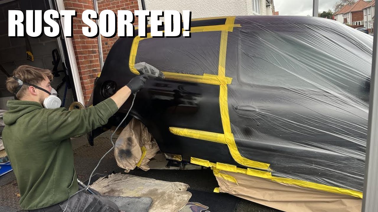 Rust removed + Fresh paint! Turbo Clio 182 - YouTube
