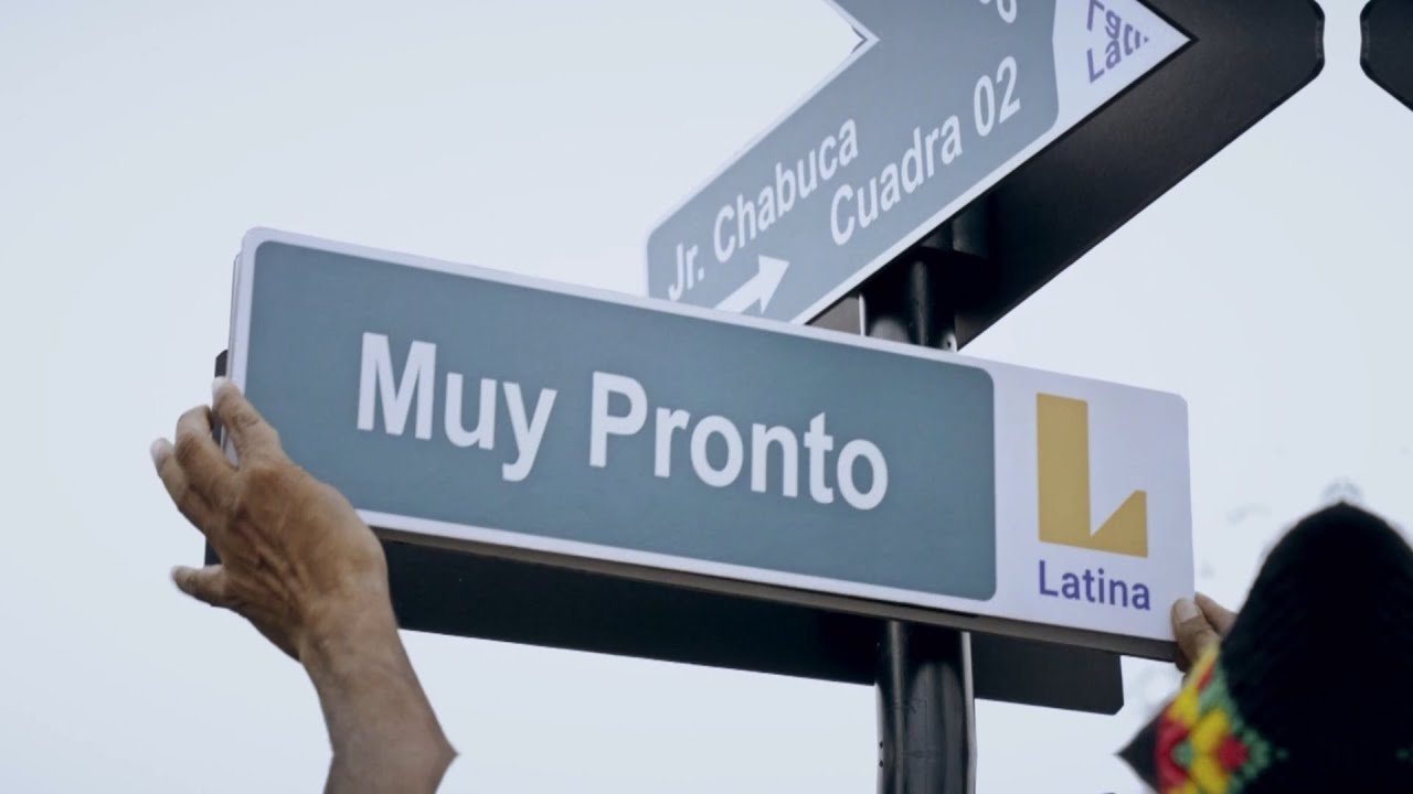 (Spot) ¡Los Comicos Ambulantes Regresan a Latina! - YouTube