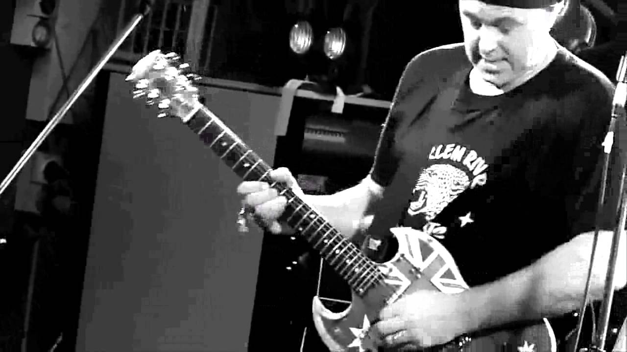 DEE MINOR & THE DISCHORDS - " Australia " (2014) - YouTube