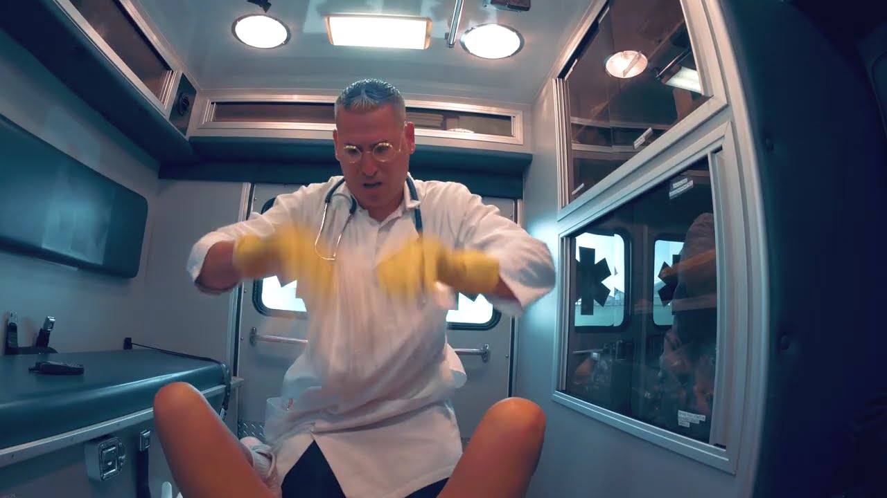 Jamsha & Barbie Rican - Enferma (Video Oficial) - YouTube Music