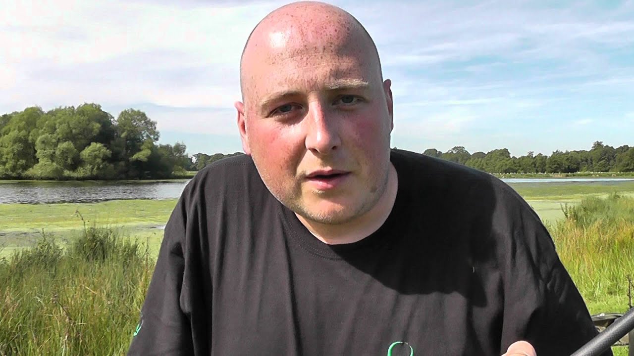 Paul Hatton casting the awesome Century FMA2 - YouTube