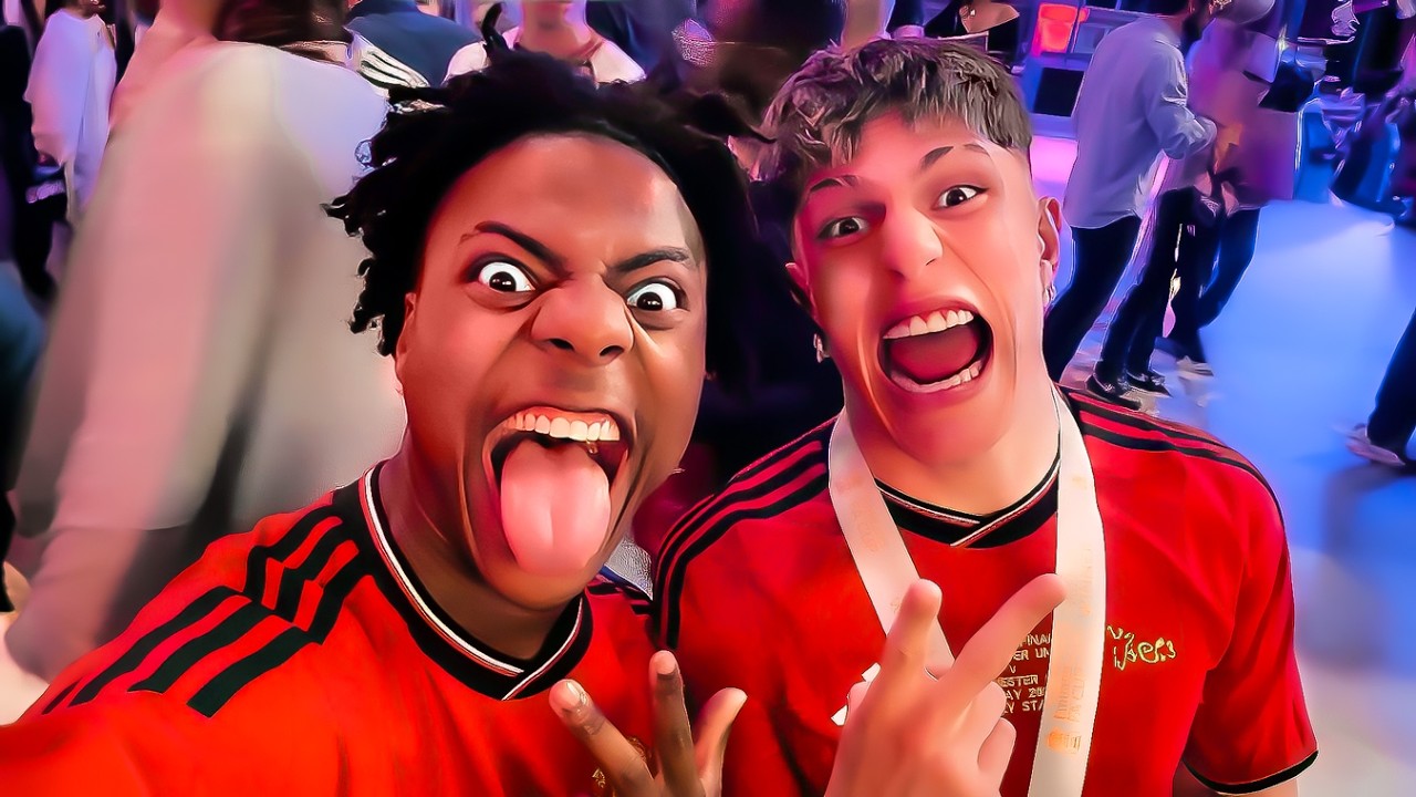 iShowSpeed Finally Meets Manchester United! - YouTube