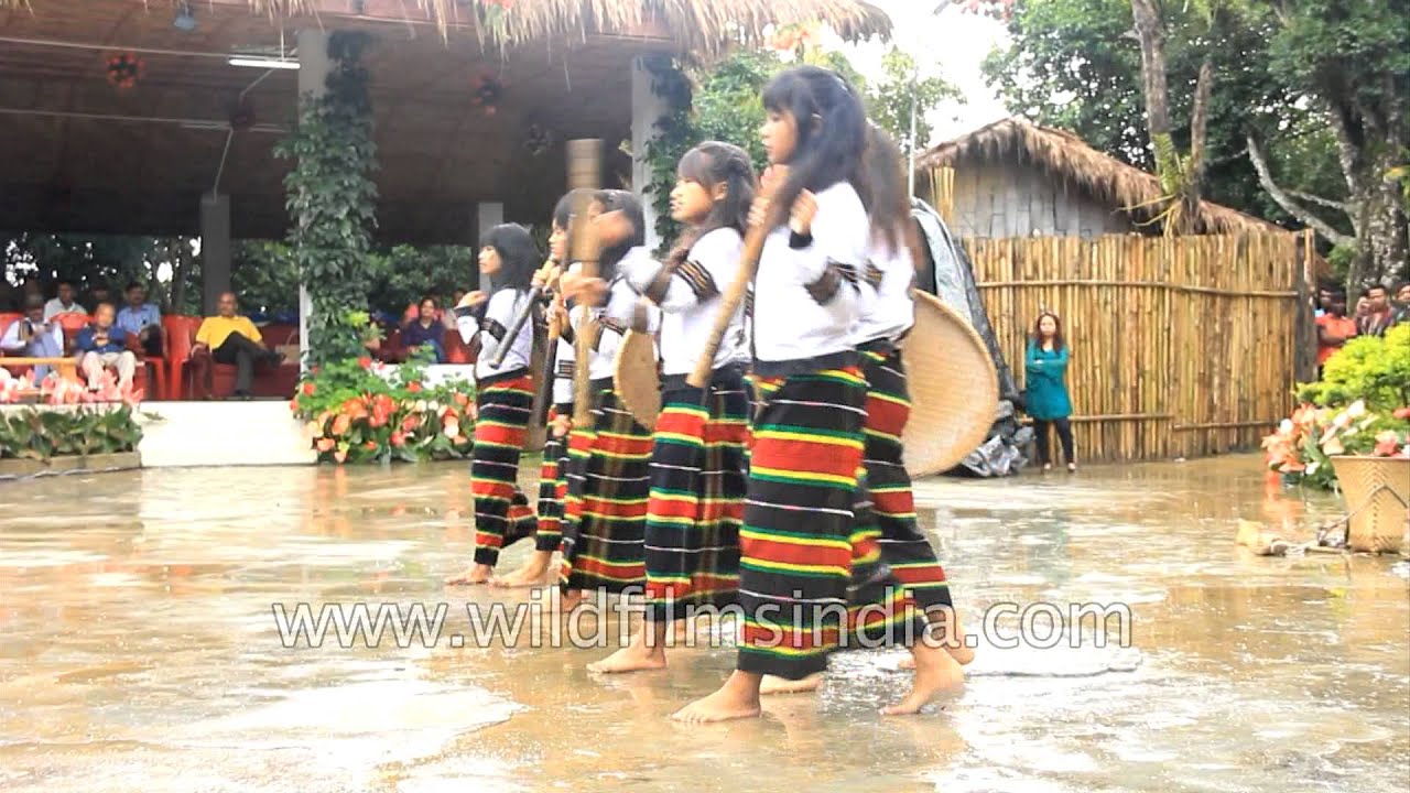 Dancing in the rain: Mizo Zomi/Paite-Zomi Harvest dance tradition - YouTube