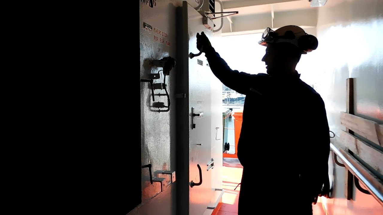 Weekly Inspection - Emergency Generator - YouTube