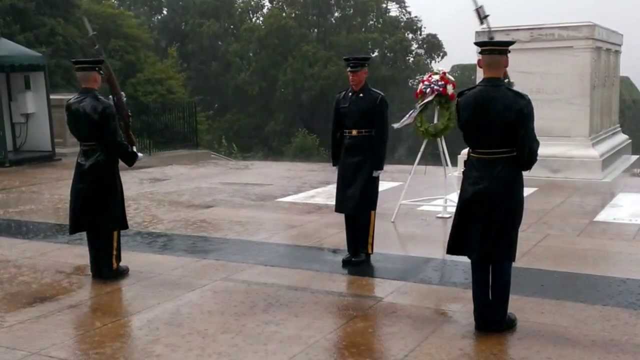 Changing of the Guard | Arlington National Cemetery - YouTube