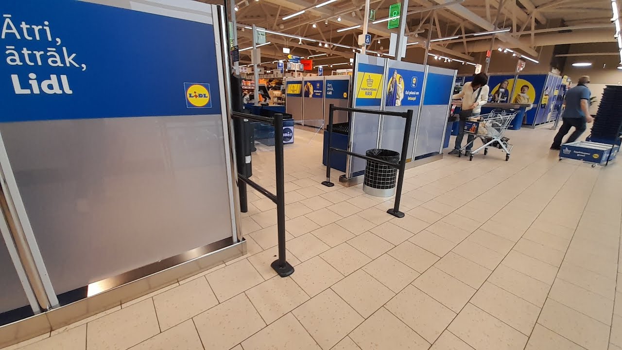 Wanzl eGate Automatic Exit Gate at Lidl - Sporta iela, Riga - YouTube
