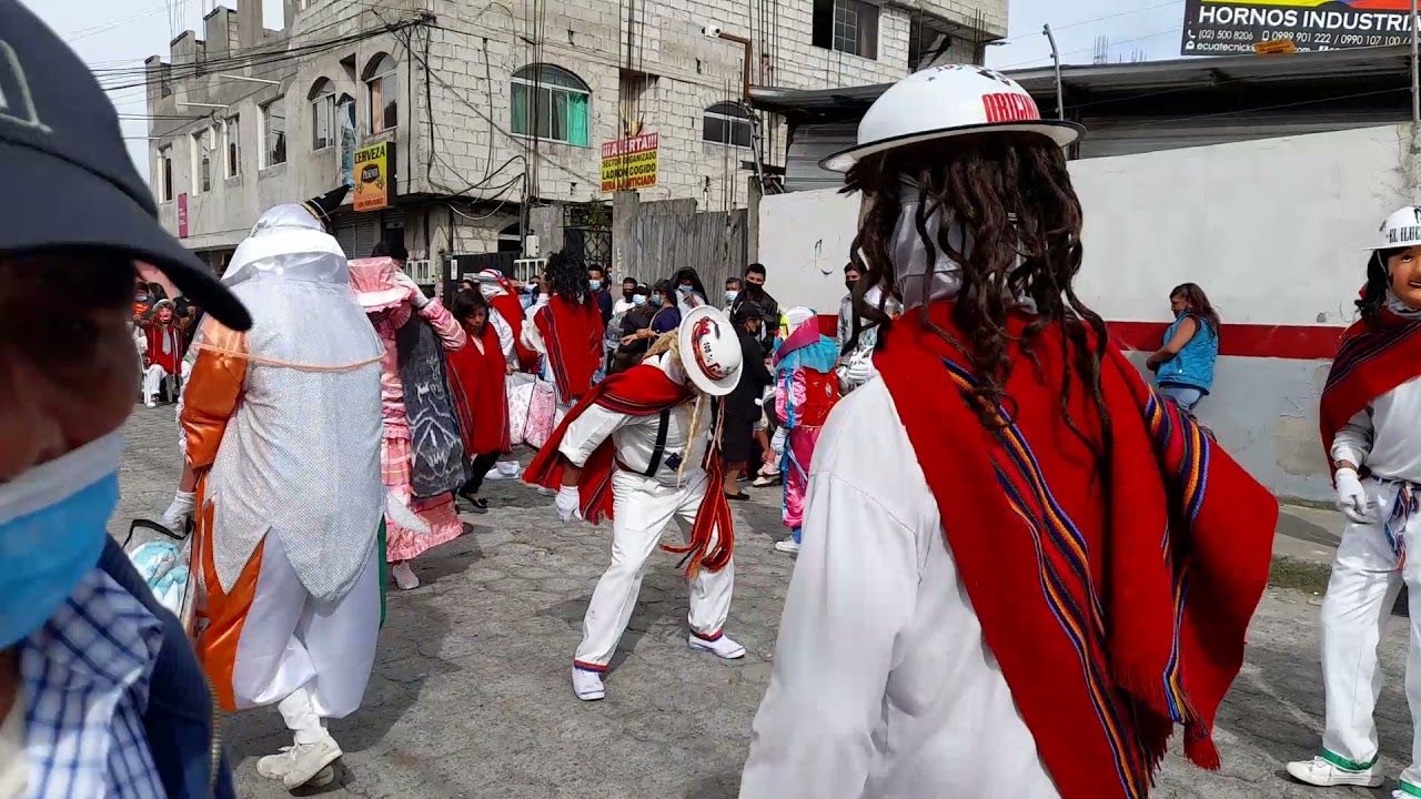 Fiestas de la comuna - YouTube