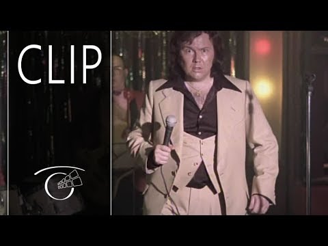 Muertos de risa - Clip 2 - YouTube