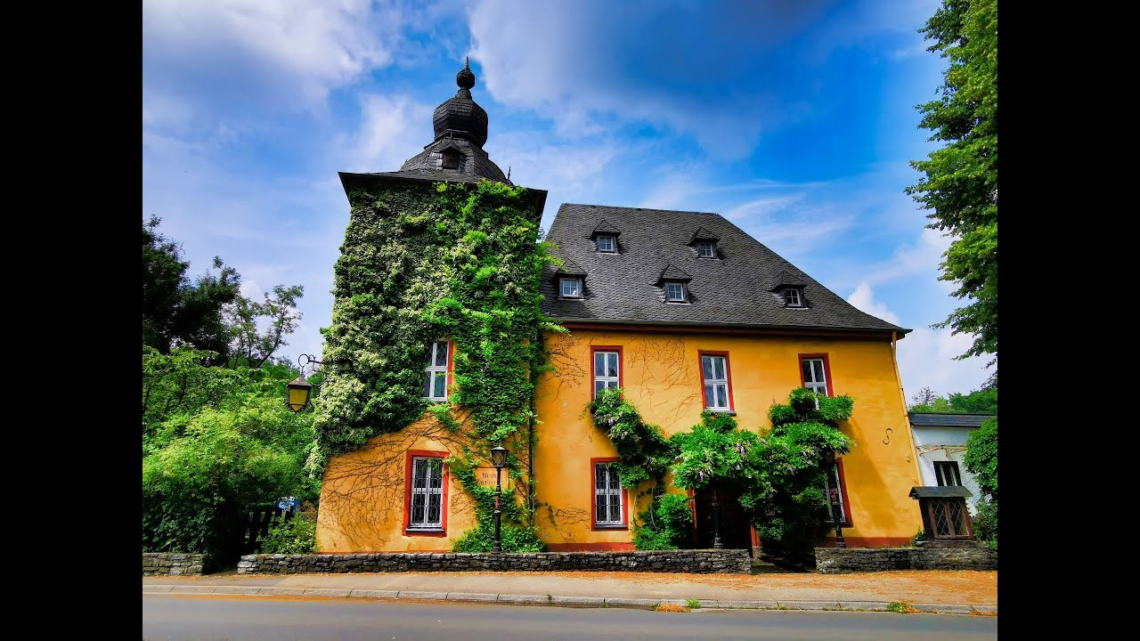 Burg Zweiffel - YouTube
