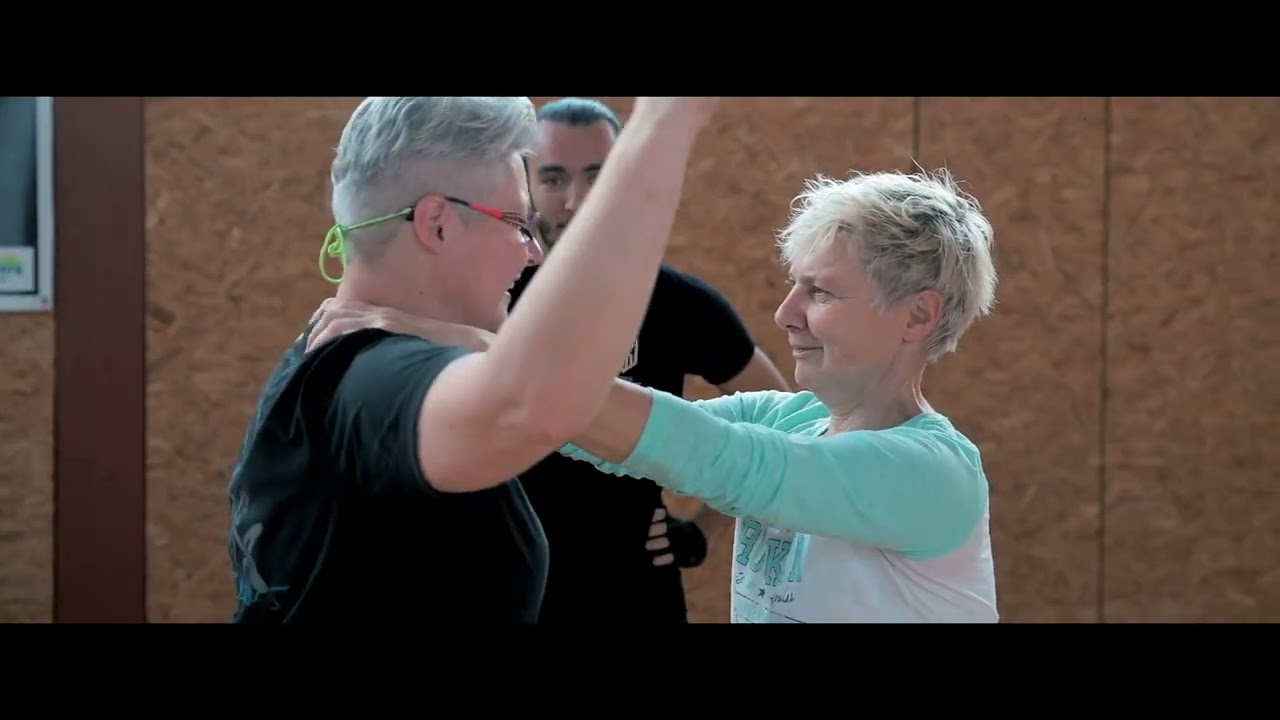 Extrait Stage self défense Team PPJ - YouTube