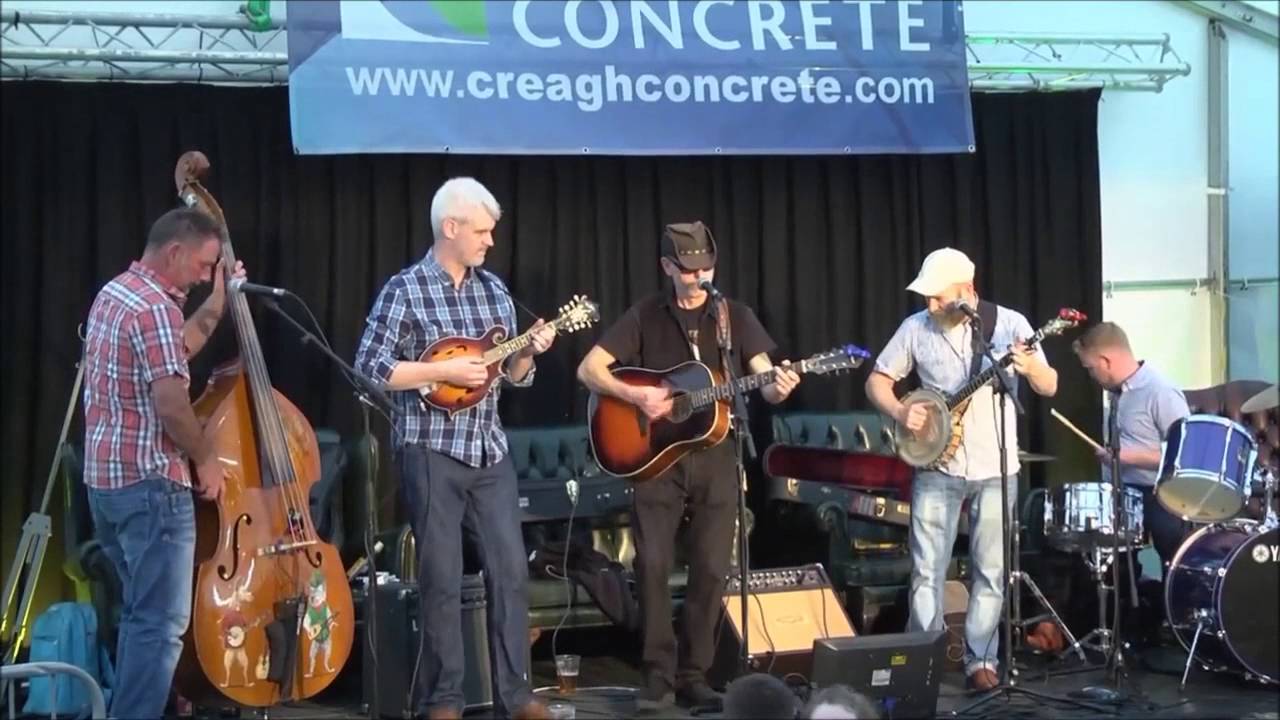 The Dogg Ruff String Band playing Hank3's Smoke and Wine - YouTube