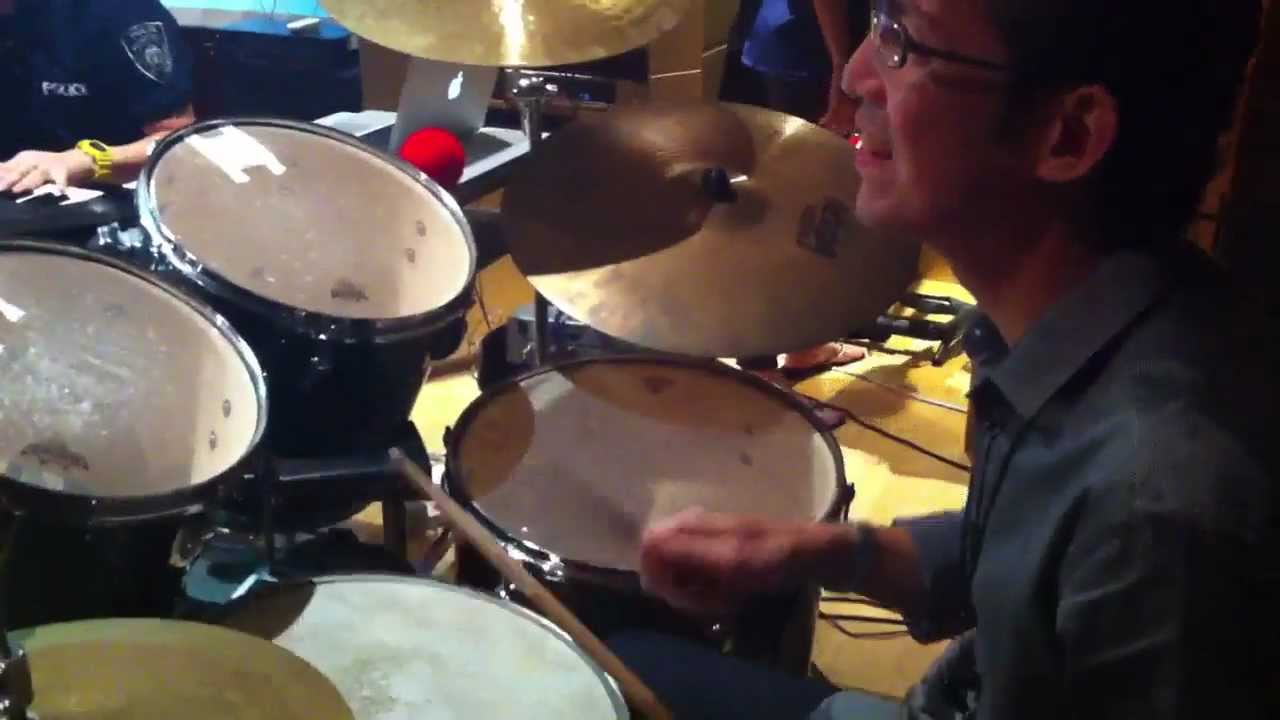 Last Christmas - Robert Wesley Seng & Liew Tong Leng - YouTube