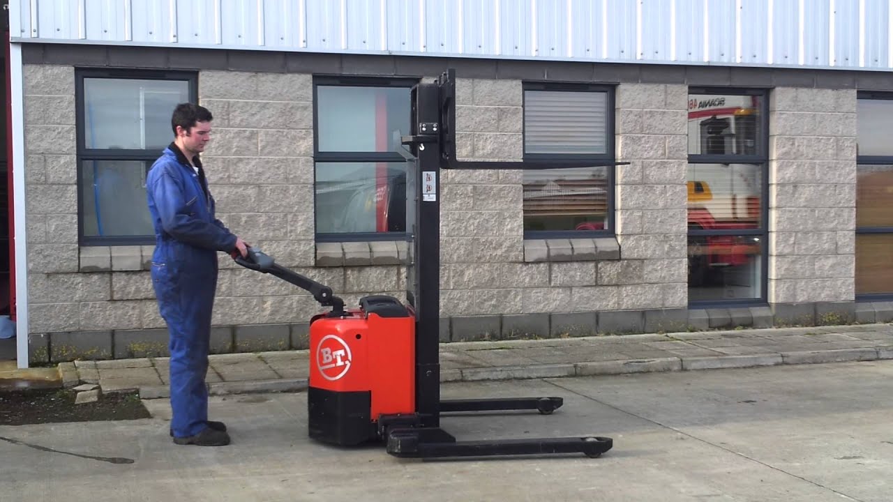 BT Stacker forklift truck - YouTube