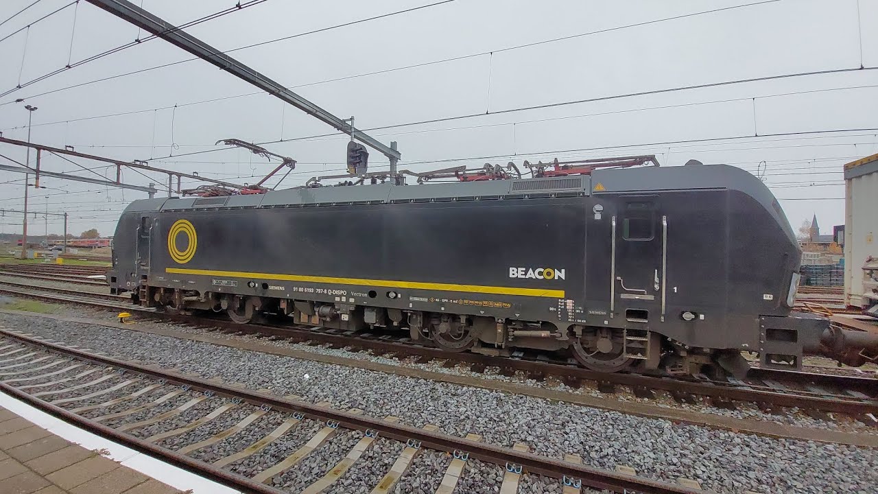 Siemens Vectron (beacon) Gargo Vertrekt met mooi optrek geluid vanaf ...