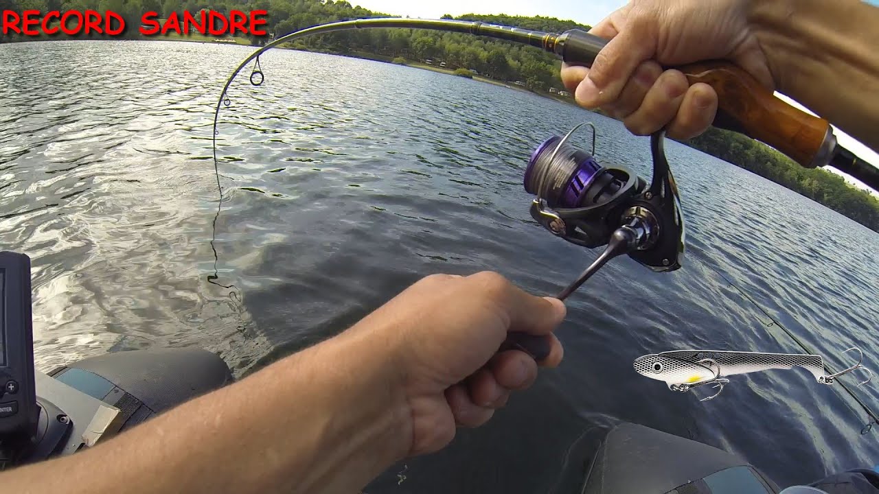 GROS SANDRE 90cm, RECORD PERSO en FLOAT TUBE! 😱 - YouTube