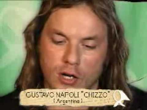 "Chizzo" Napoli - Homenaje a las madres de plaza de mayo - YouTube