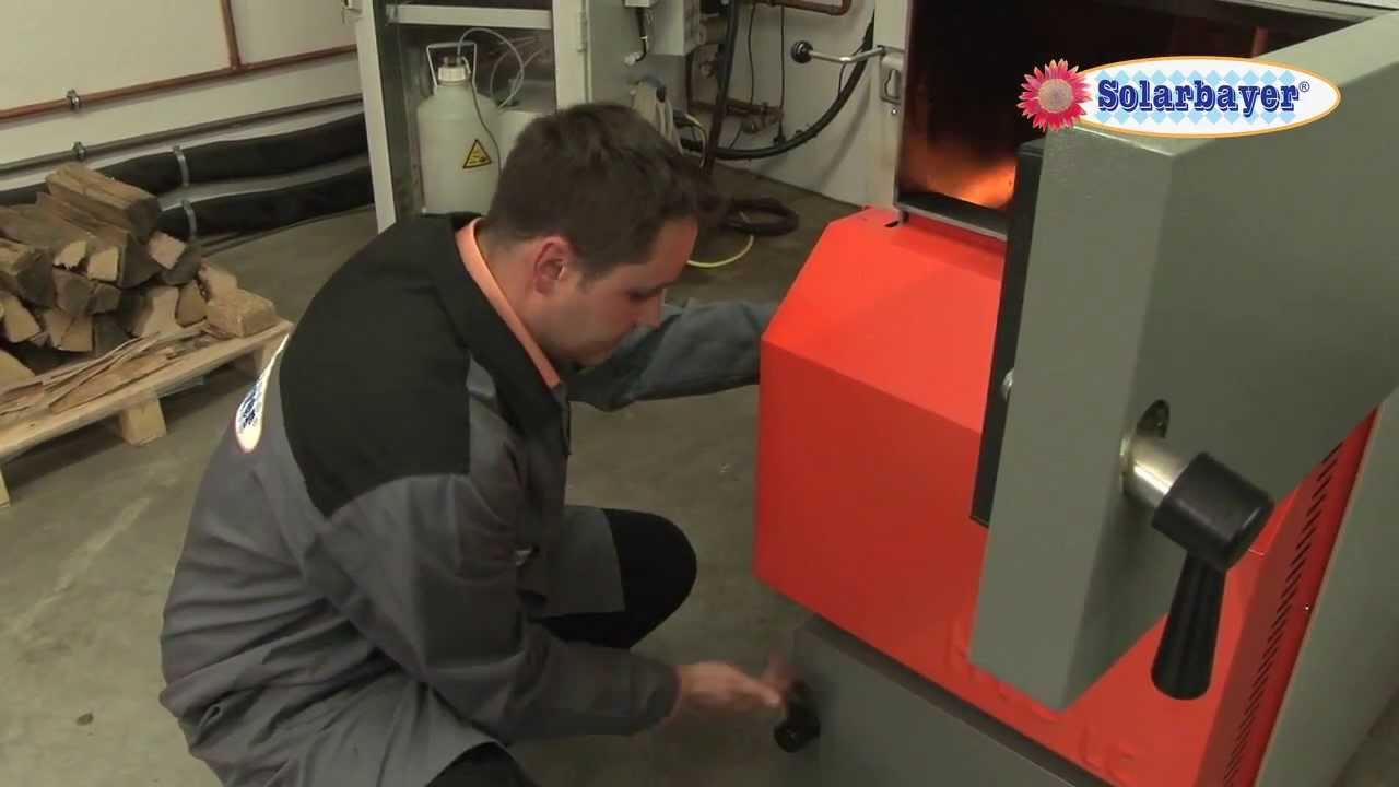Solarbayer Holzvergaser HVS E/LC - Tipps zum Anheizen - YouTube